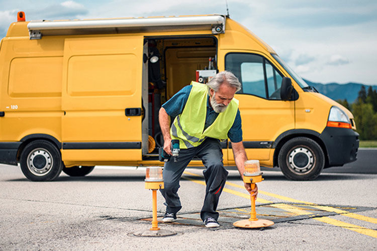 The Best Trucks and Vans for Electricians | Comvoy